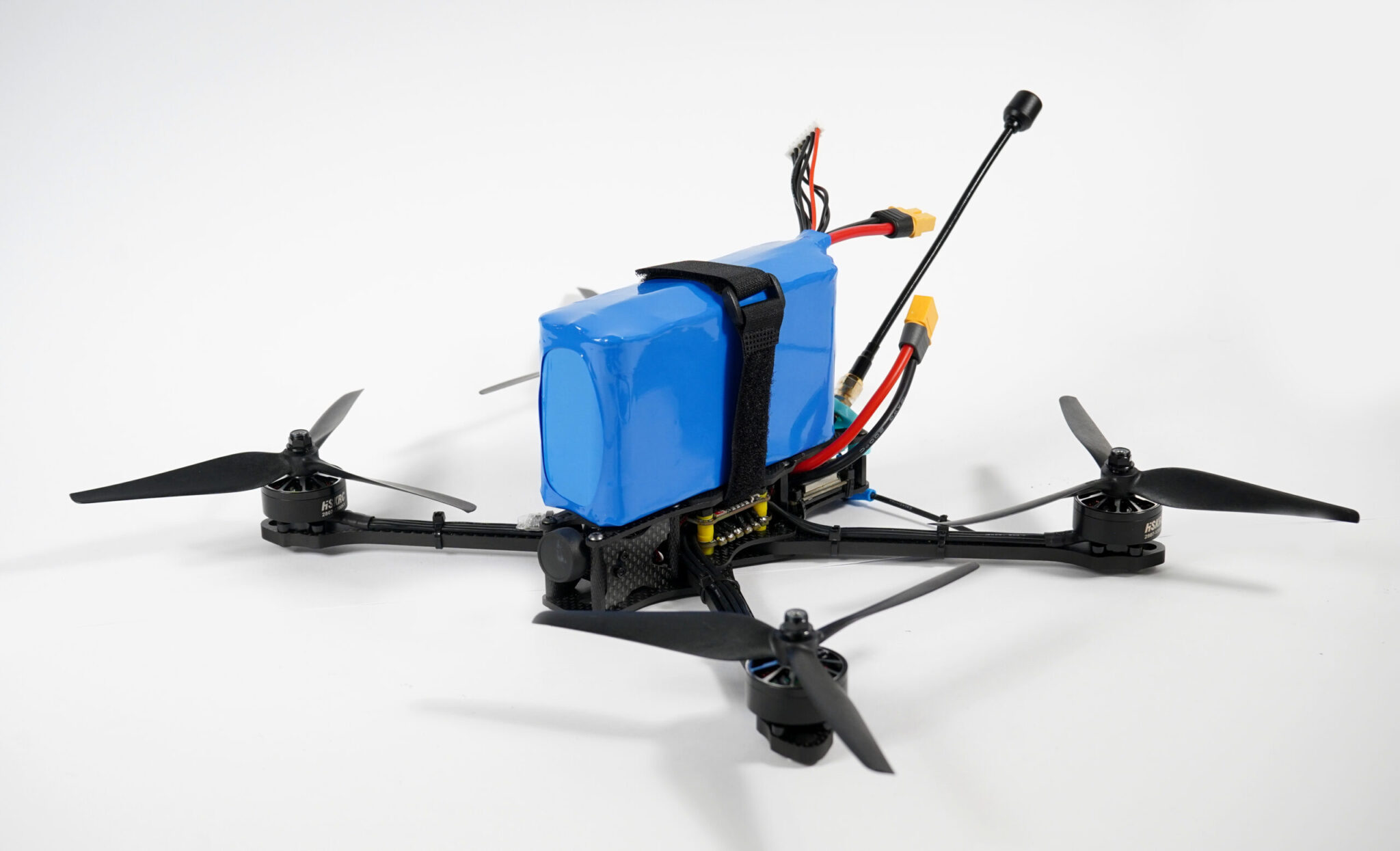 Blue Bird Виготовлення Fpv дронів Окопних та купольних РЕБів для ЗСУ Станцій управління Fpv