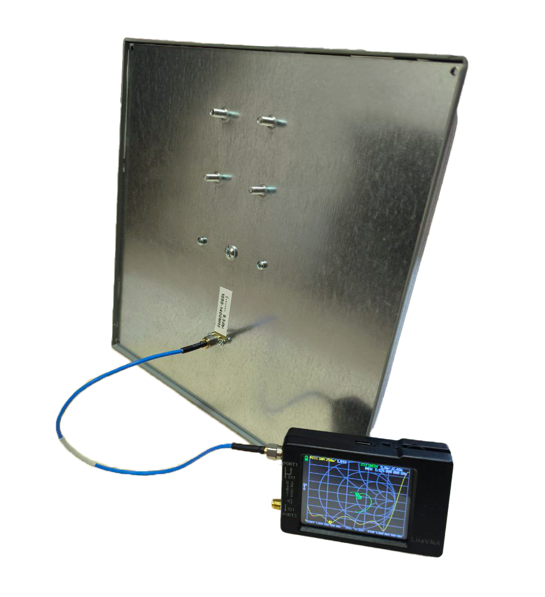 PATCH Antenna of 1080-1480 MHz with a gain of 9.5 dBi - Blue Bird