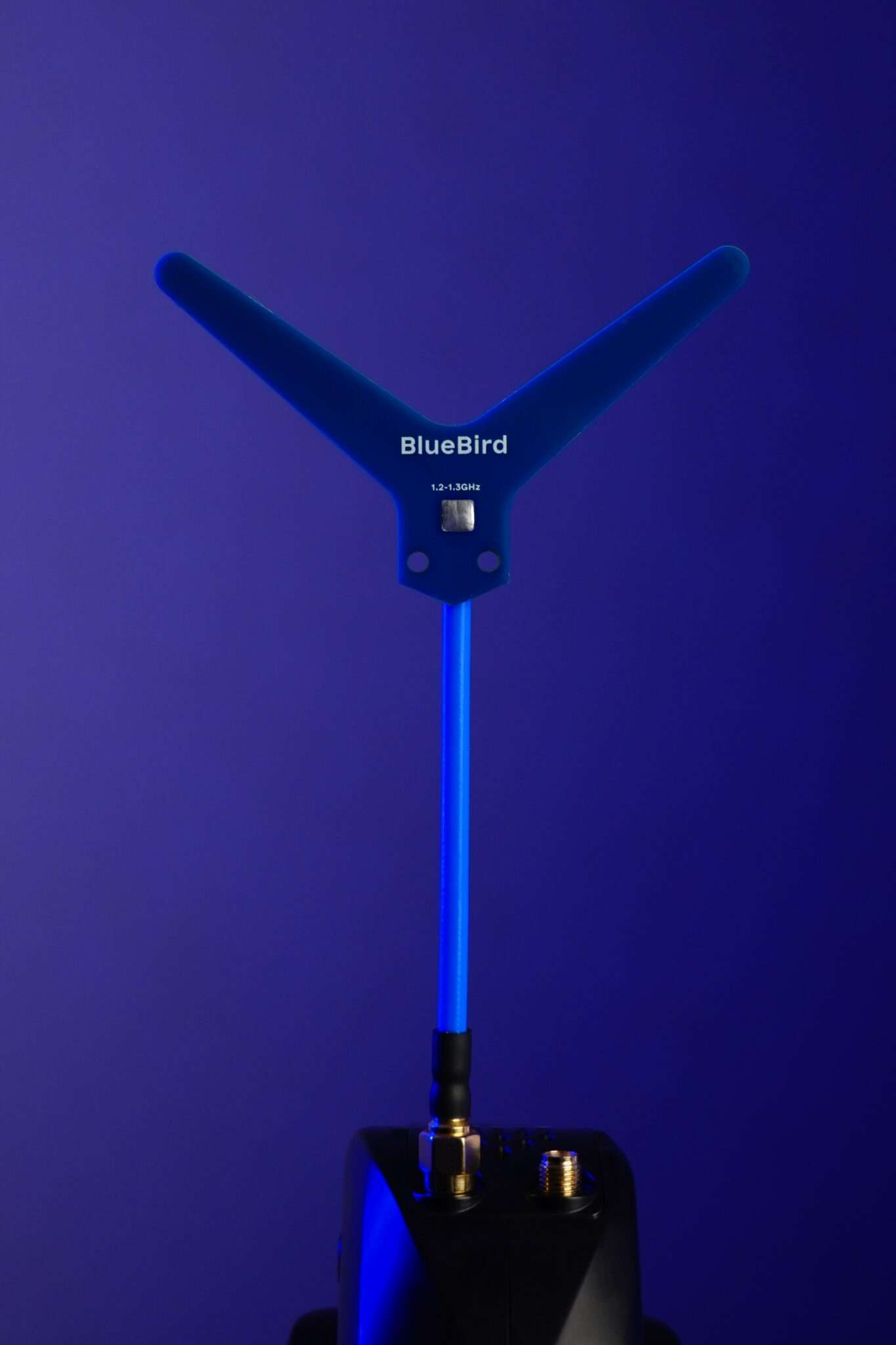 BlueBird VeeDip 1.2 GHz PCB dipole antenna - Blue Bird