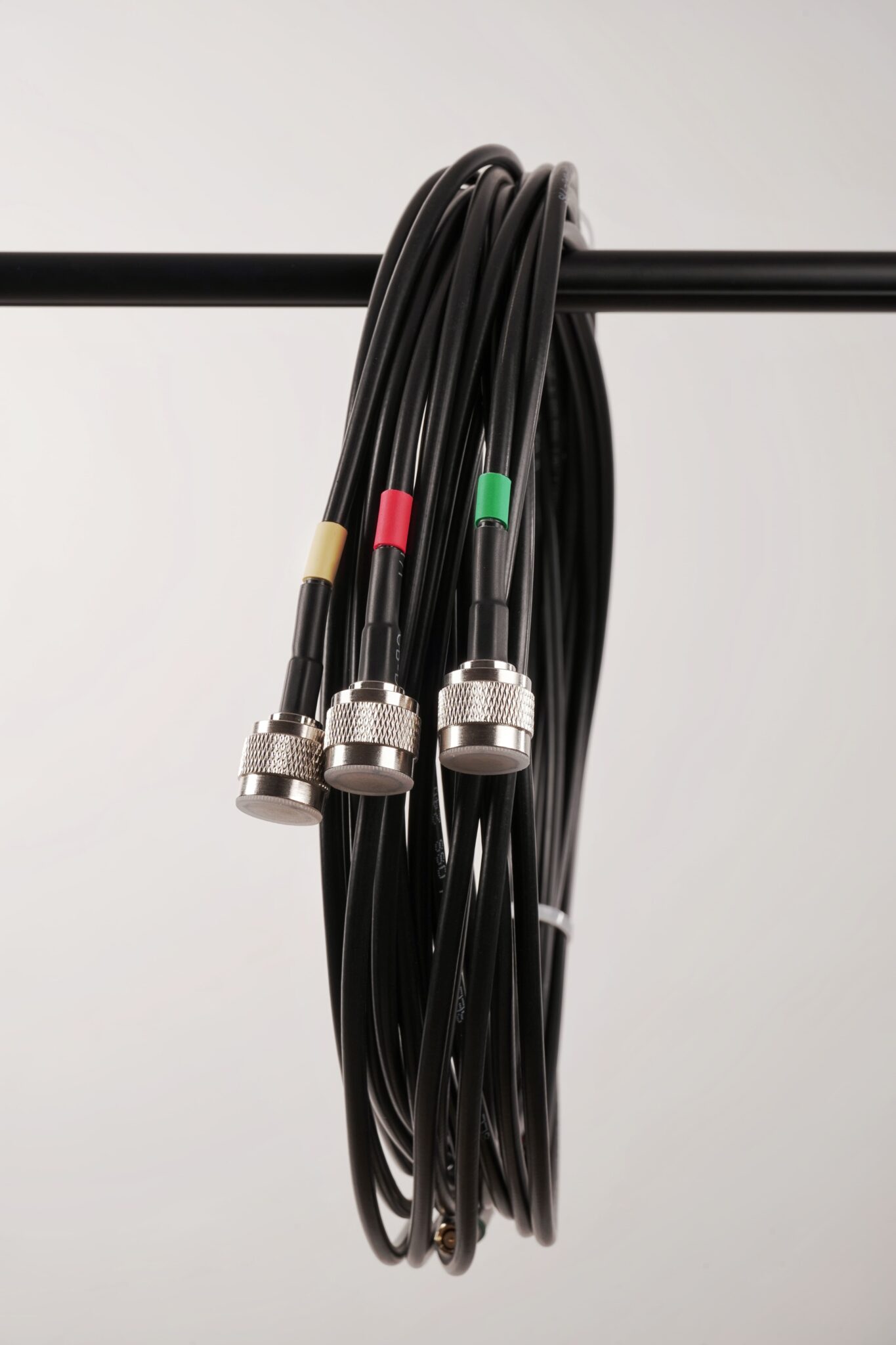 Cables for remote antennas 3 meters (1.2, 3.3, 5.8 GHz) - Home